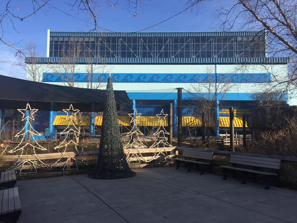 Indianapolis Zoo Dolphin Pavilion